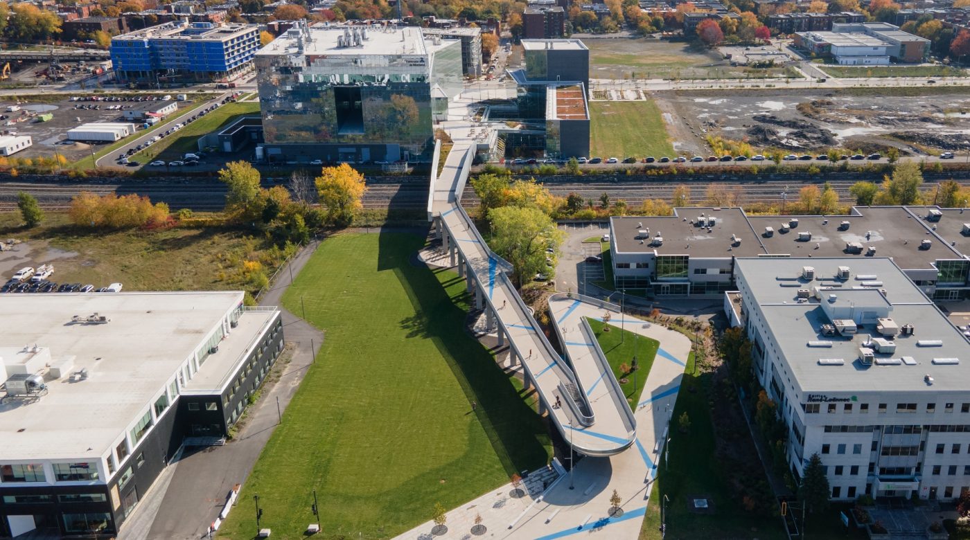 La passerelle du Campus MIL - MSDL