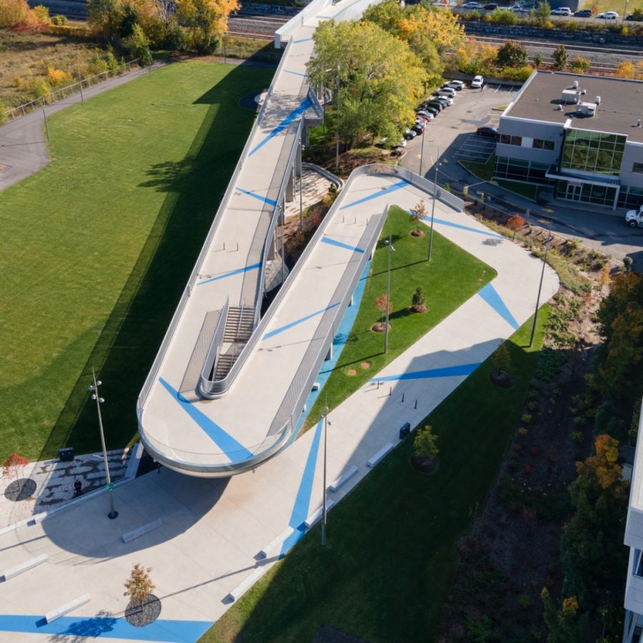 La passerelle du Campus MIL - MSDL